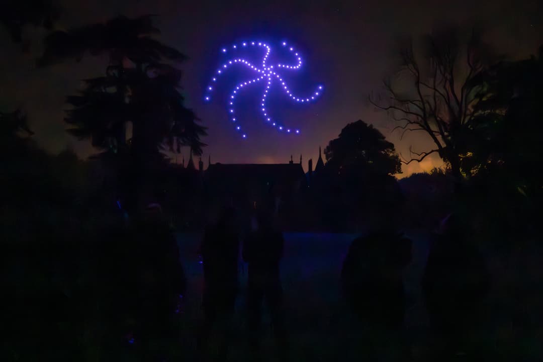 Splendid Drones - Spectacle de Drones Lumineux